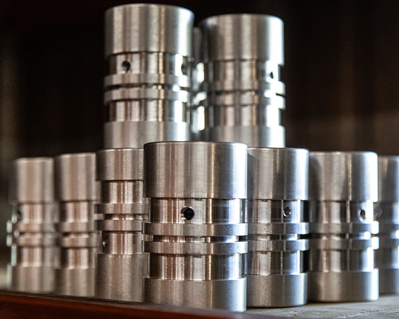 Smart Cylinders | Aurelius Manufacturing | Custom Welded Hydraulic ...